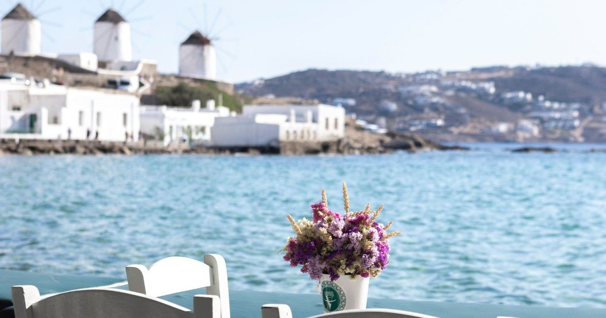 Home | Veranda Bar Mykonos